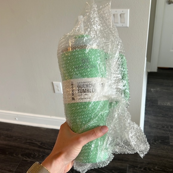 Stanley | Other | Brand New Stanley Quencher H2 Flowstate Tumbler 40 Fl ...